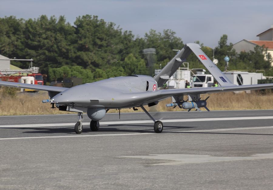 «Βόμβα» Ερντογάν για ανάπτυξη τουρκικών UAV και δημιουργία βάσης στα ...