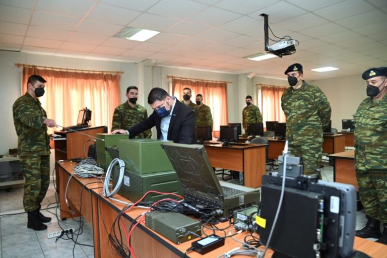 ΥΦΕΘΑ: Τη Σχολή Πυροβολικού επισκέφτηκε ο Νίκος Χαρδαλιάς [pics]
