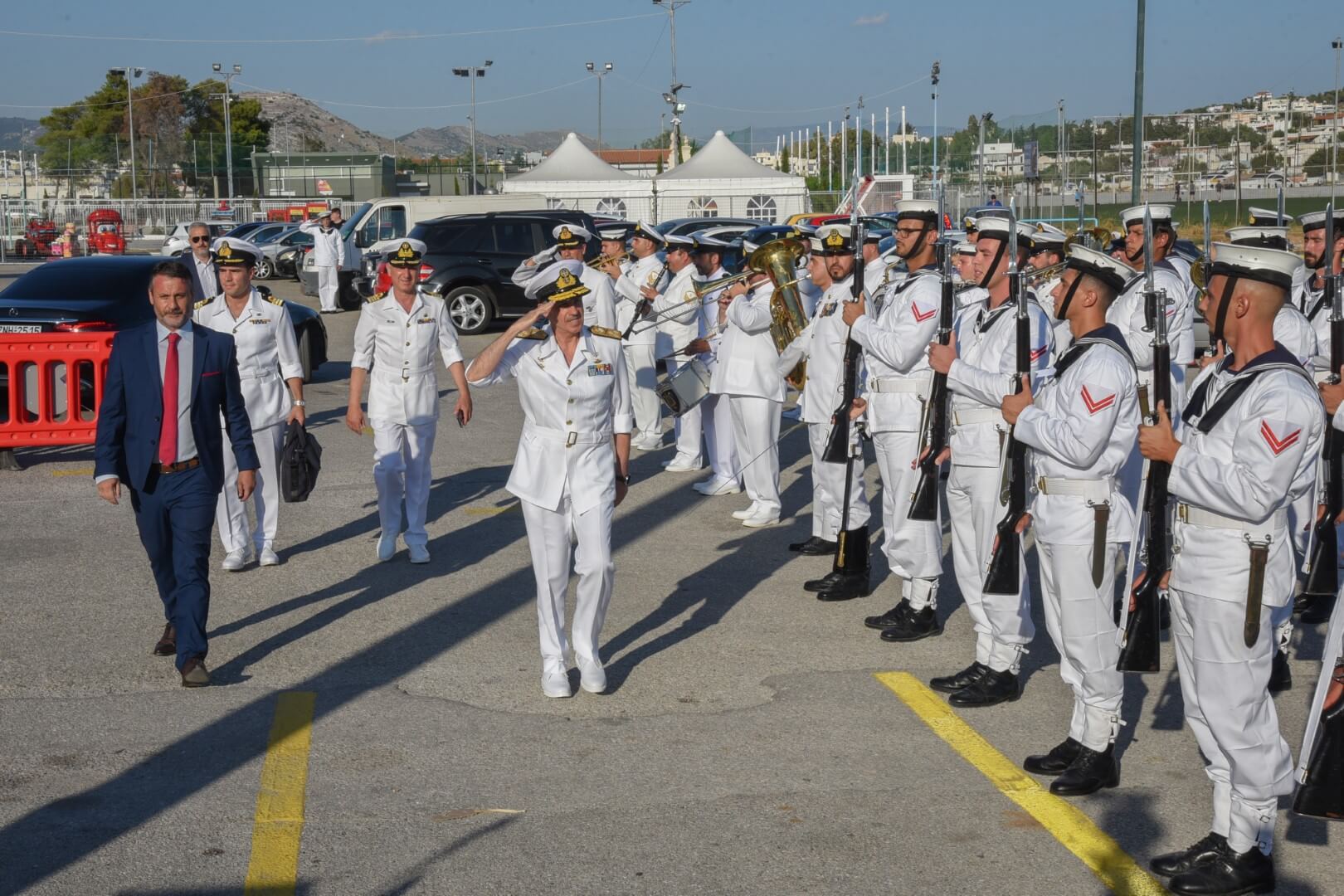 Α/ΓΕΝ: Παρέστη στα Αποκαλυπτήρια του Μνημείου Σαλαμίνιων Πεσόντων ...