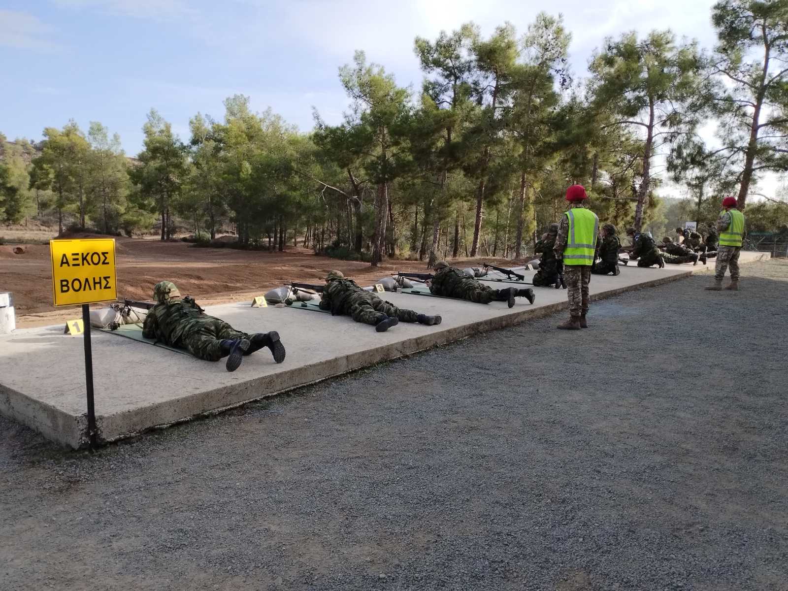 ΓΕΣ: Ετήσια βολή ατομικού τυφεκίου ευγενούς άμιλλας μεταξύ Ελλήνων και ...