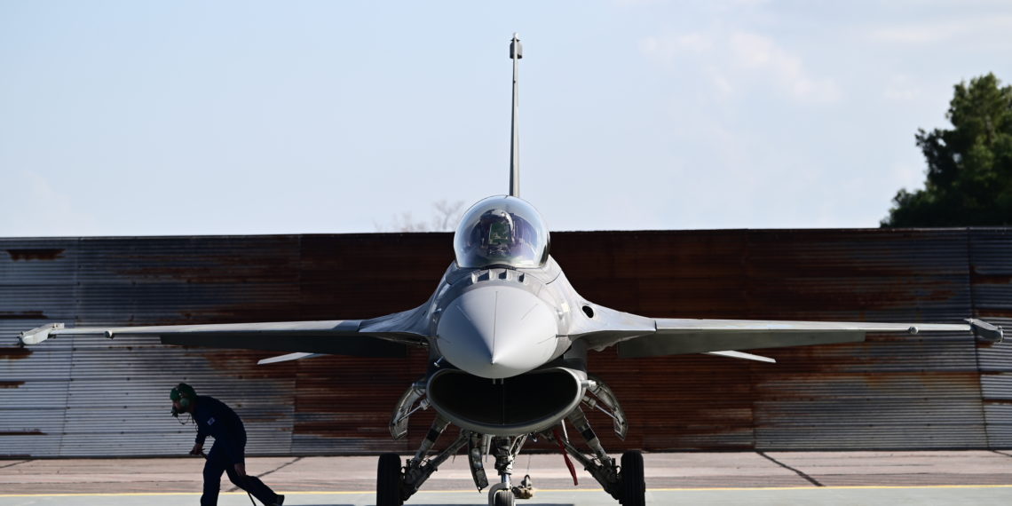 ΕΑΒ: Για τρίτη συνεχόμενη χρονιά κερδοφόρα επιχείρηση - Τι αναφέρει για F-16, C-130 και το ...