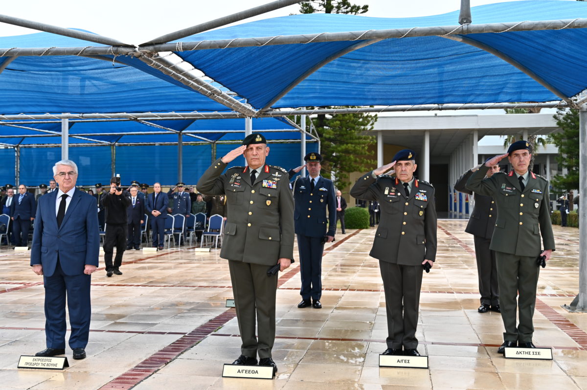 Στρατιωτική Σχολή Ευελπίδων: Ορκίστηκαν οι πρωτοετείς Ευέλπιδες της ...