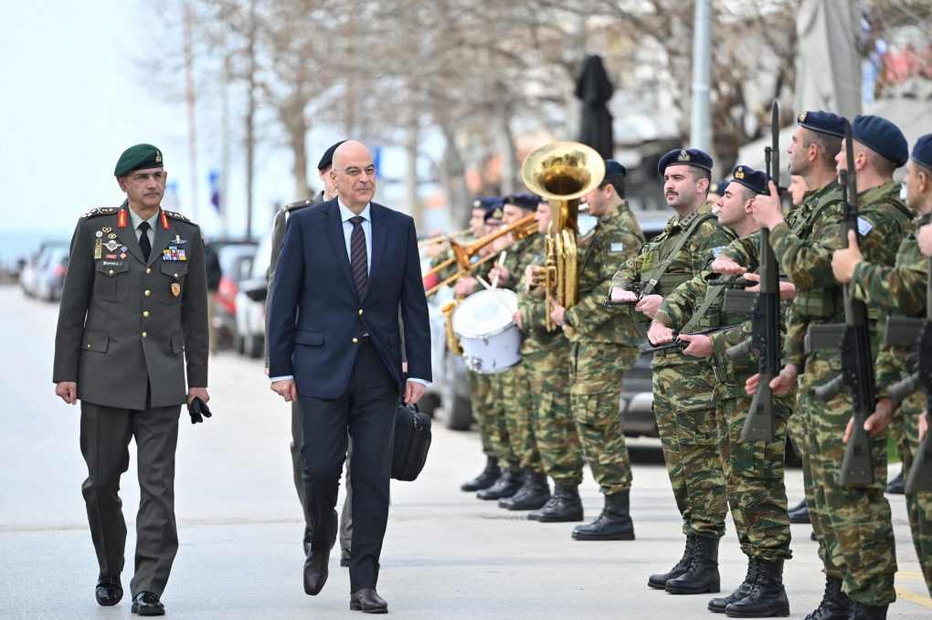 Δένδιας: Επίσκεψη ΥΕΘΑ στην XII Μηχανοκίνητη Μεραρχία Πεζικού [vid, pics]