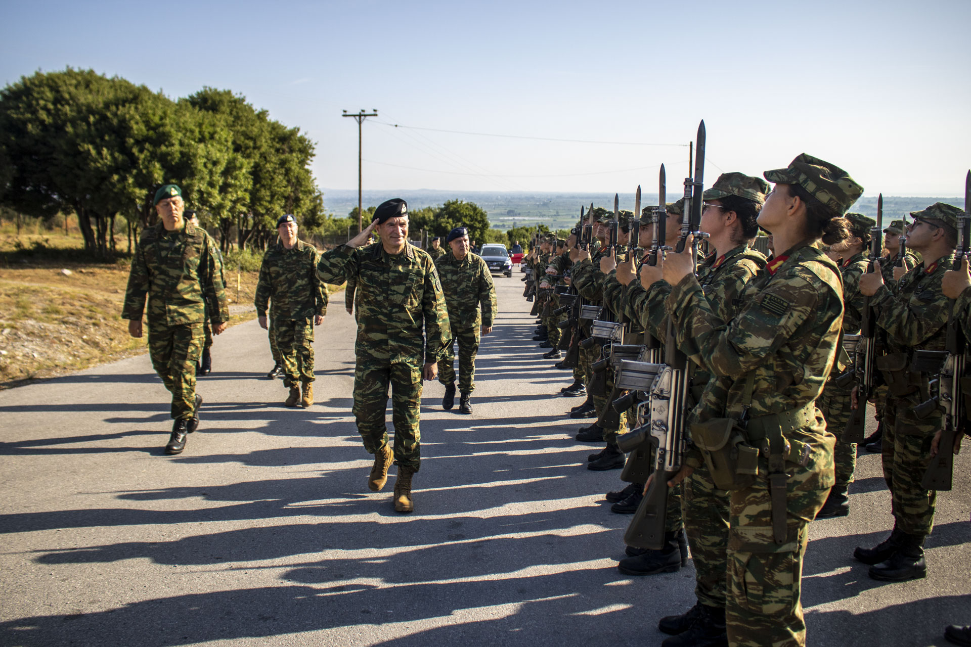 Αρχηγός ΓΕΣ: Παρακολούθησε την θερινή εκπαίδευση των σπουδαστών της ΣΜΥ ...