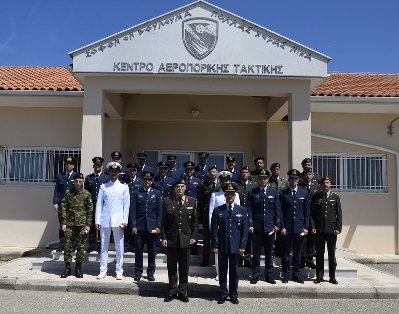 ΓΕΑ: Αποφοίτησε η 1η εκπαιδευτική σειρά του Διακλαδικού Σχολείου ...