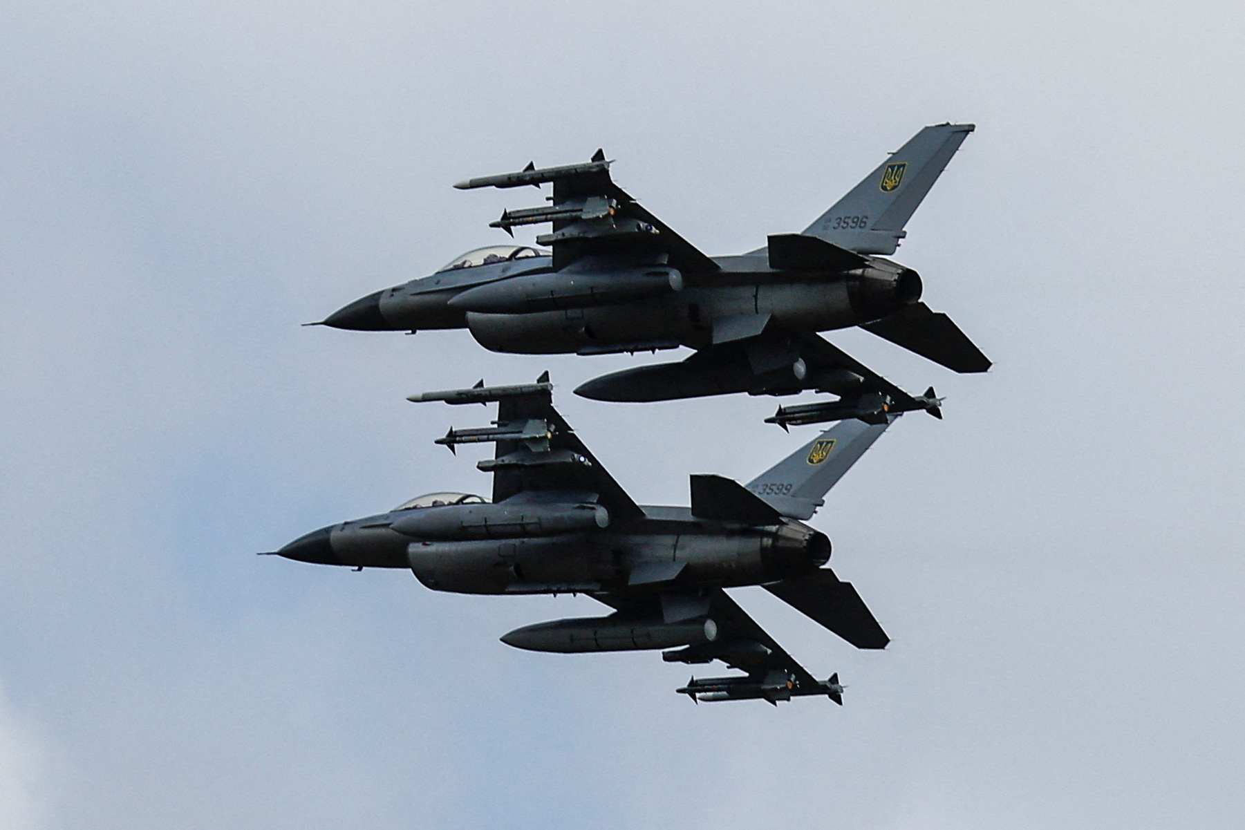 Ουκρανικά F-16 κατέρριψαν ρωσικούς πυραύλους Kh-101 και drones [vid]