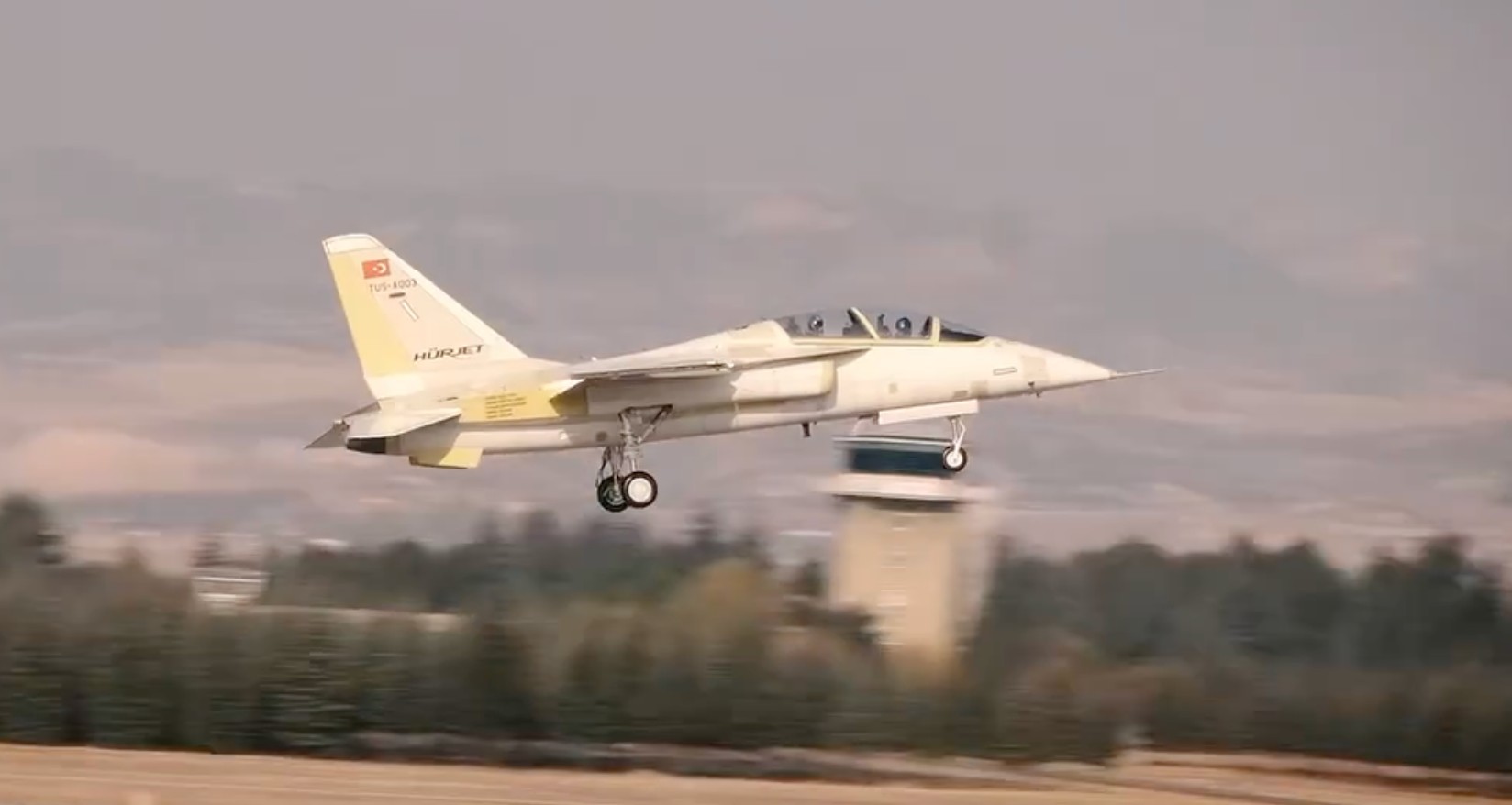 Hurjet: Πέταξε και το δεύτερο πρωτότυπο του τουρκικού αεροσκάφους, με ...