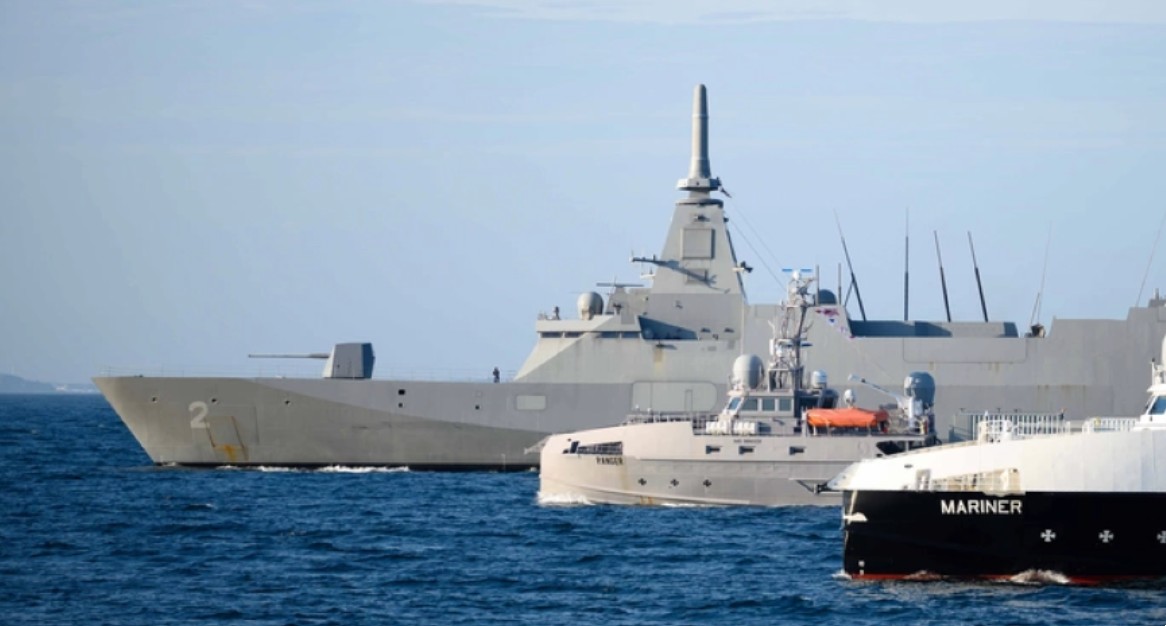 Γερμανικές MEKO A200 και ιαπωνικές Mogami 30FFM οι τελικοί υποψήφιοι για τις νέες φρεγάτες της ...