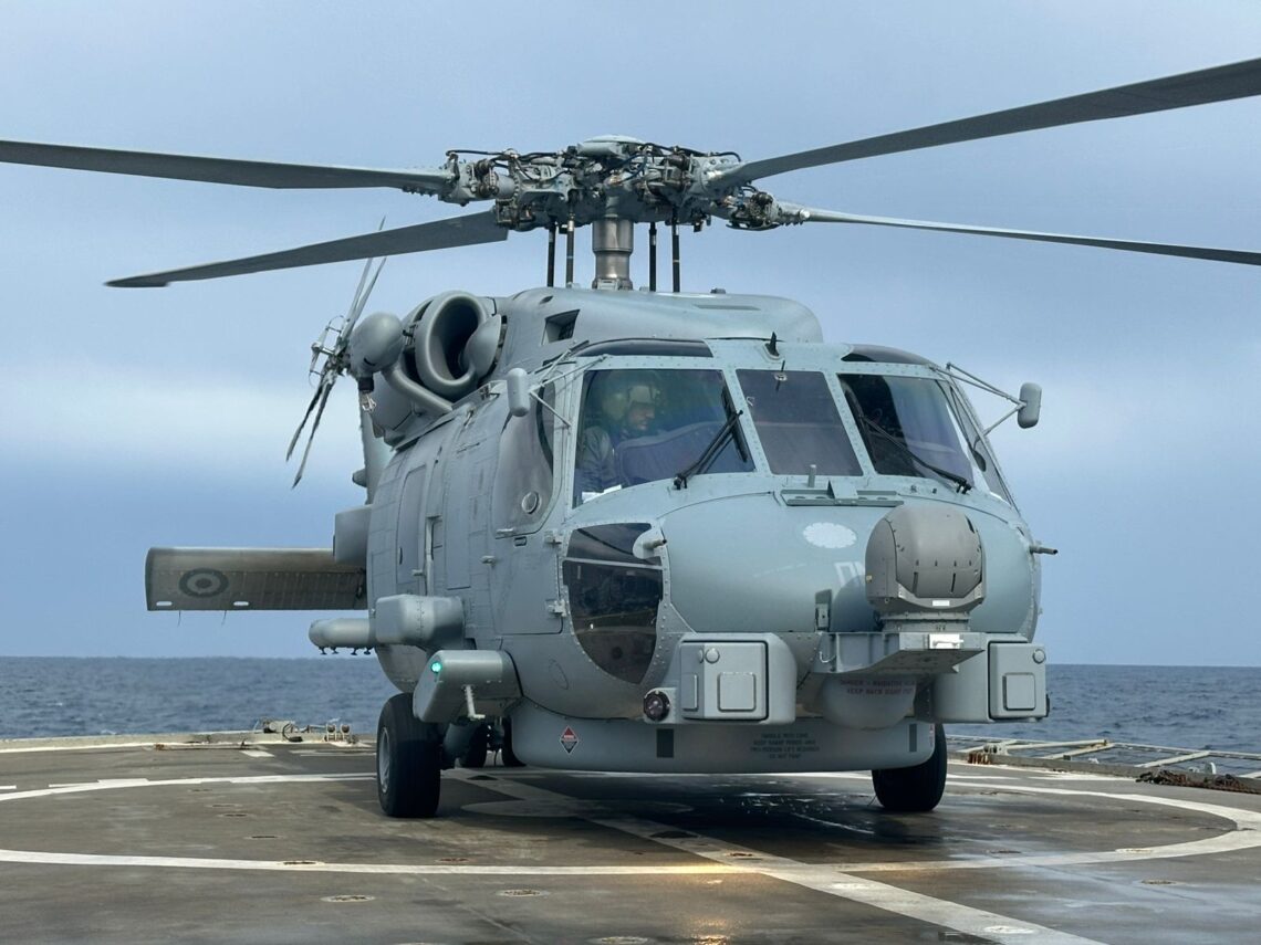 ΜΗ-60 Romeo: To OnAlert.gr πετά με τον πολλαπλασιαστή ισχύος του Στόλου, το κορυφαίο παγκοσμίως ...