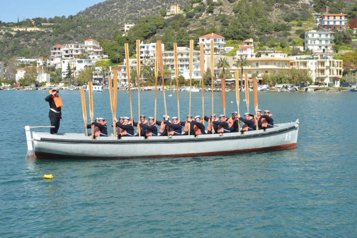 Τελετή ορκωμοσίας Ναυτών της 2025 Α' ΕΣΣΟ στο Κέντρο Εκπαιδεύσεως ΠΟΡΟΣ ...