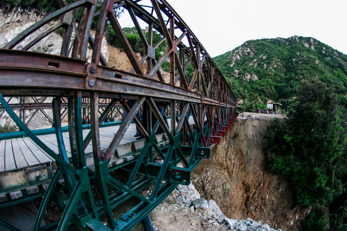 Γέφυρα Bailey έτοιμη για «υπηρεσία» στην Τορώνη Χαλκιδικής - Ο ...