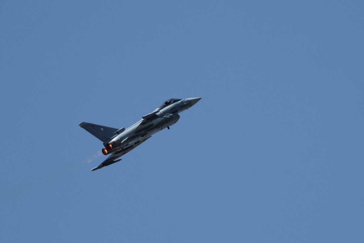 Eurofighter: «Πλήρης η γραμμή παραγωγής μέχρι την ένταξη των stealth ...