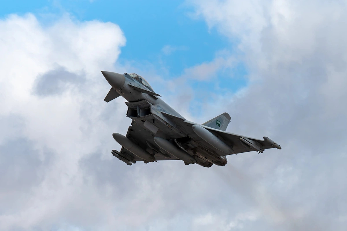 Eurofighter: Αντιδράσεις των Κυπρίων της Βρετανίας για την αμυντική ...