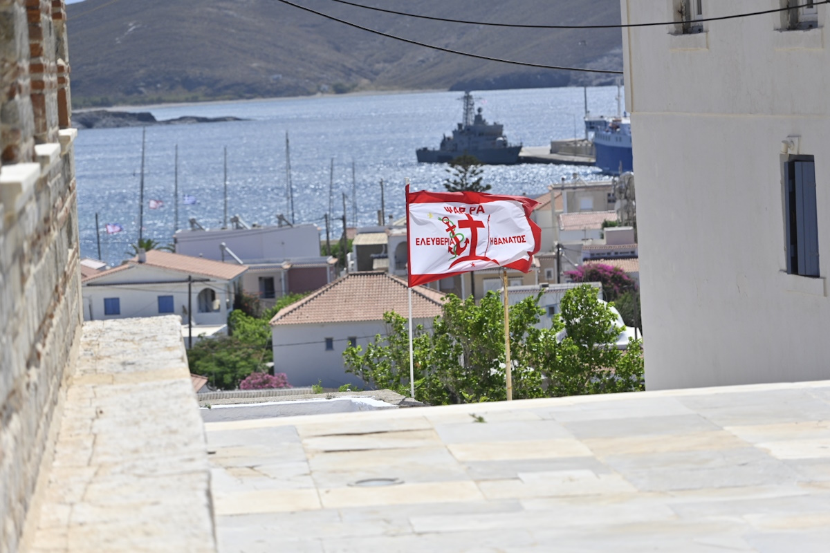 Γιατρός οπλίτης θητείας τοποθετείται στο πολυδύναμο περιφερειακό ...