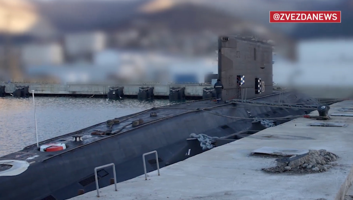 Η Ρωσία διαψεύδει ότι ουκρανικό υποθαλάσσιο drone έπληξε ρωσικο ...