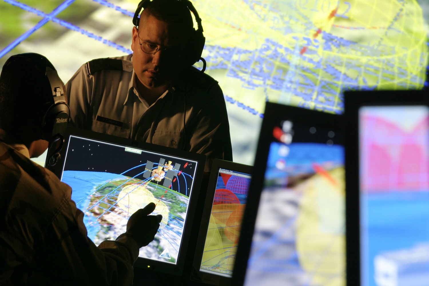 Intracom Defense - Rheinmetall: Συμφωνία για συνεργασία στα συστήματα ...